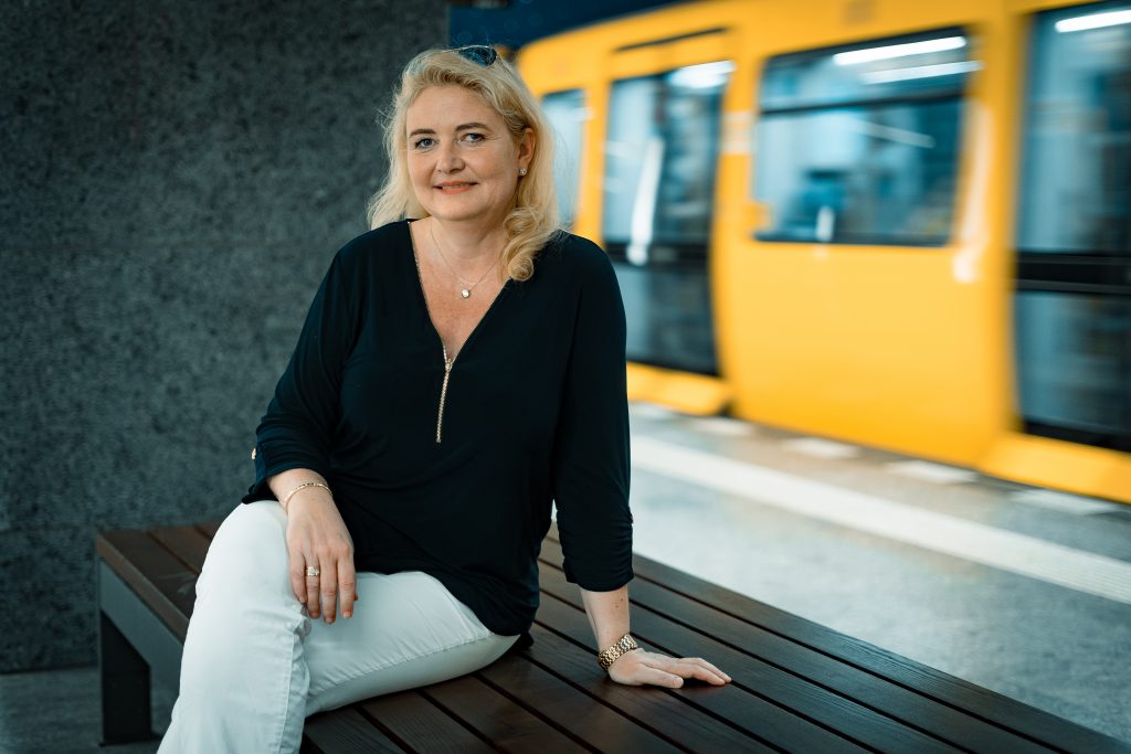 Downloads - Dr. Kristin Brinker